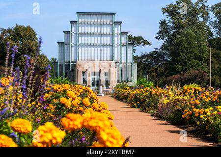 The Jewel Box, a 1930s-era Art Deco greenhouse at Forest Park in St ...