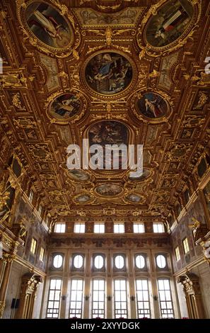 View on beautiful part of Augsburg Kahnfahrt in autumn Stock Photo - Alamy