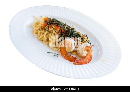 Die cut of Spaghetti Carbonara with Shrimp on white isolated Stock ...
