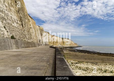 Friars Bay in Peacehaven, East Sussex, England, UK Stock Photo - Alamy