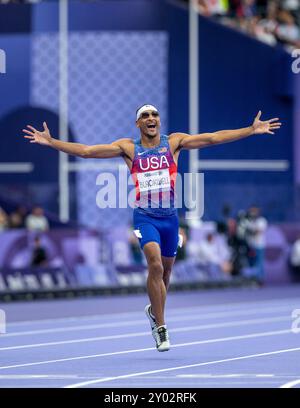 USA's Jaydin Blackwell celebrates winning gold in the Men's 400m T38 ...