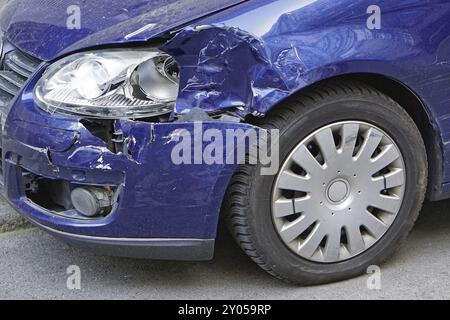 Damaged car front after traffic accident Stock Photo - Alamy