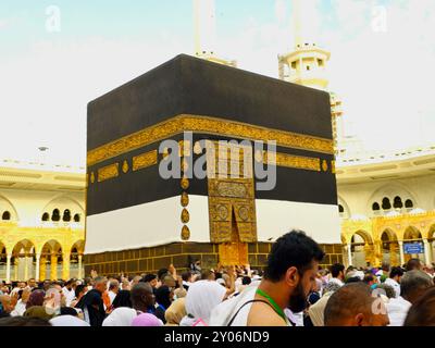 The Kaaba, stone building at the center of Islam's most important ...