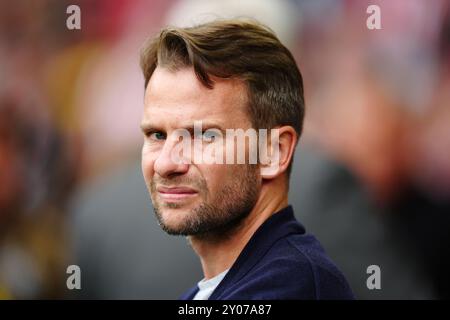 Watford manager Tom Cleverley during the Sky Bet Championship match at ...