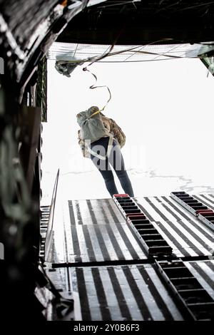 The Special Operations Brigade of the Chilean Army arrives at the ...