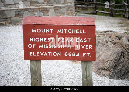 Mount Mitchell Peak Elevation 6684 FT Stock Photo - Alamy