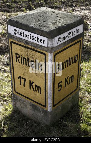 Historical KM stone in Alverdissen Stock Photo - Alamy