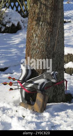 Archery in winter on a 3D skunk Stock Photo - Alamy