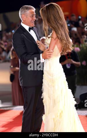 George Clooney mit Ehefrau Amal Ramzi Alamuddin Clooney bei der ...