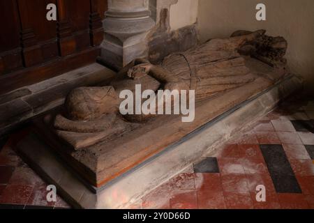 14th century wooden effigy of a knight, St. Mary`s Church, Ashwell ...