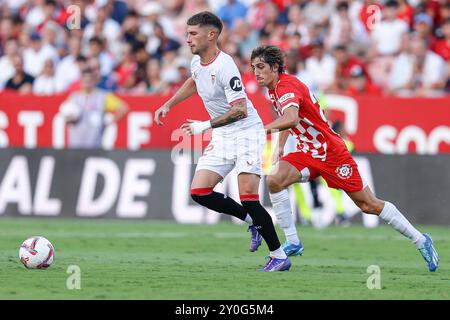 Juanlu Sanchez of Sevilla FC and Bryan Zaragoza of RC Celta de Vigo ...