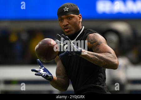 Dallas Cowboys safety Juanyeh Thomas warms up before an NFL football ...