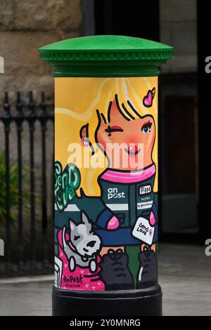 post box in Dublin Stock Photo - Alamy