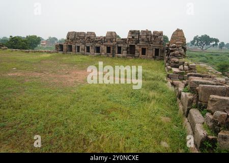 Chausath Yogini Temple. This temple is known as pre-Chandella period ...