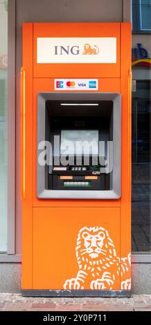 Logo, Schriftzug der ING Bank *** ING Bank logo, lettering Stock Photo ...