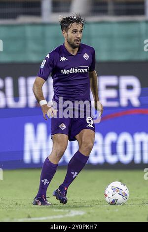 Fiorentina's Italian defender Luca Ranieri celebrates after scoring a ...