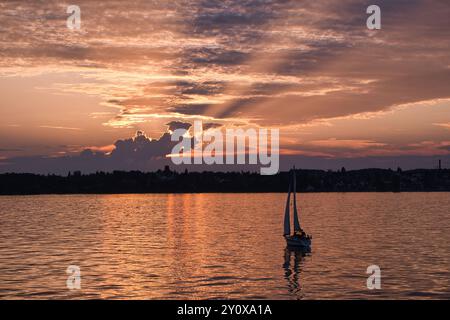 Bodensee, Sonnenuntergang am Überlingersee *** Lake Constance, sunset ...