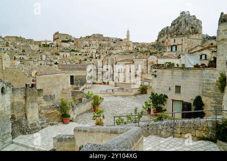 Vicoli e monumenti della città di Matera, Basilicata, Italia Stock ...