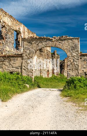 Fort Central du Col de Tende Stock Photo - Alamy