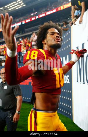 USC linebacker Eric Gentry (18) is fired up with emotion during an NCAA ...