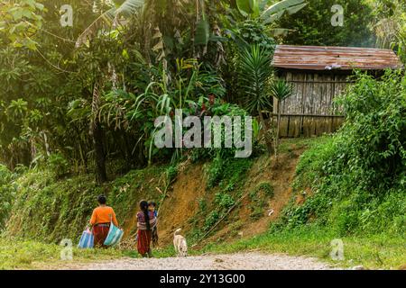 Aldea Sanuch, Lancetillo, La Parroquia, zona Reyna, Quiche, Guatemala ...