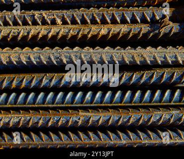 Cutting steel concrete reinforcement Stock Photo - Alamy