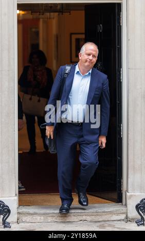 Simon Roberts, CEO of Sainsbury's, leaves Number 10 Downing Street ...