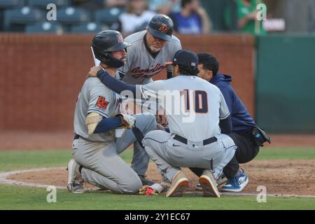 Greensboro, NC: Greensboro Grasshoppers pitcher Julian Bosnic (15 ...