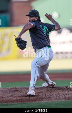 Pittsburgh Pirates pitcher Wilber Dotel delivers to Houston Astros ...