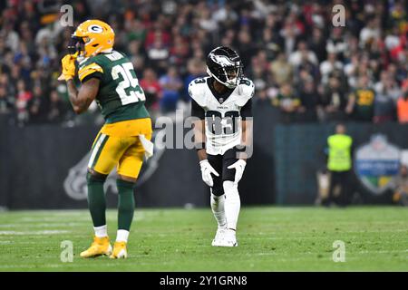 Philadelphia Eagles wide receiver Jahan Dotson (83) in action against ...