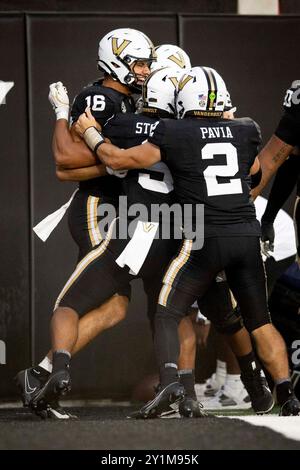 Vanderbilt tight end Cole Spence (16) leaps over LSU linebacker Harold ...
