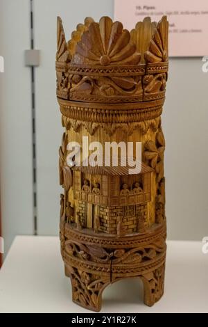 bamboo snuff box, tagalog culture, Pampanga, Luzon, 19th century, brown ...