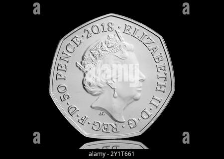 2018 50p coin featuring the 5th coin portrait of Queen Elizabeth II by ...