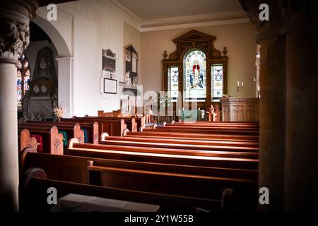 Wimple church moues Stock Photo - Alamy