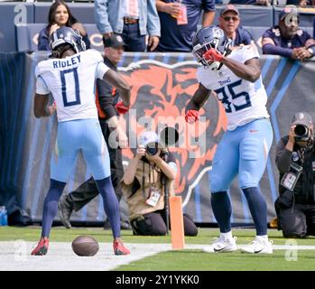 Tennessee Titans tight end Chigoziem Okonkwo (85) runs as Indianapolis ...