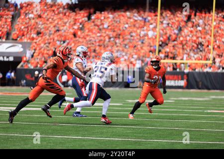 New England Patriots cornerback Marcus Jones (25) celebrates after ...