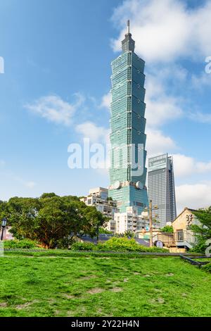 Awesome view of Taipei 101. Landmark of Taiwan Stock Photo - Alamy