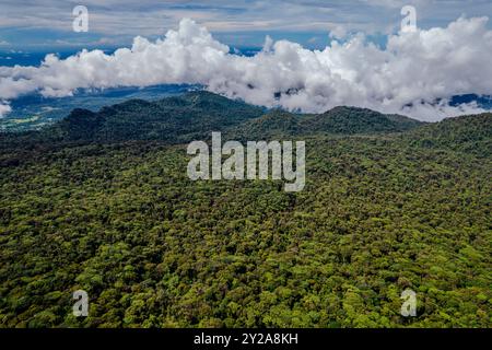 Beautiful aerial view of the Barva Volcano in the Braulio Carrillo ...