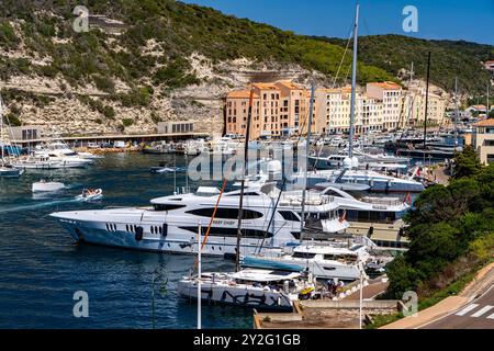 Port de Bonifacio, Corscia - harbour in Bonifacio Stock Photo - Alamy