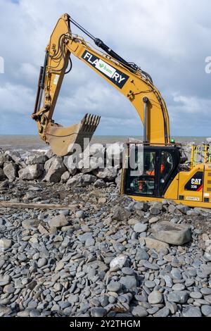 Aberaeron coastal defence scheme work underway to increase the town's ...