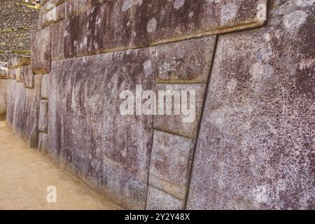 Inca wall. Close-up of stones in an Inca wall at Sacsayhuaman, an Inca ...