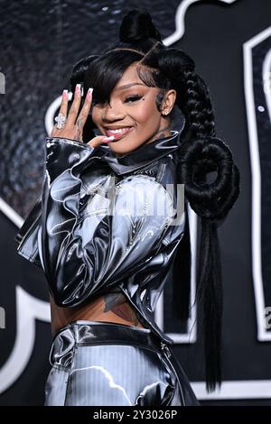 GloRilla walking on the red carpet at the 2025 MTV Video Music Awards ...