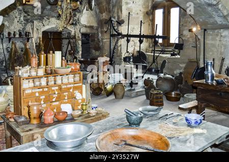 Old kitchen of Vianden castle with all utensils Stock Photo - Alamy