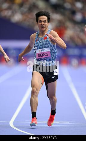 Peicheng Deng of China competing in the men’s T36 final at the Paris ...