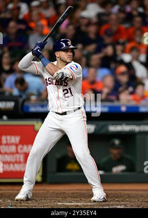 Houston Astros' Yainer Diaz, left, congratulates Jake Meyers, right ...