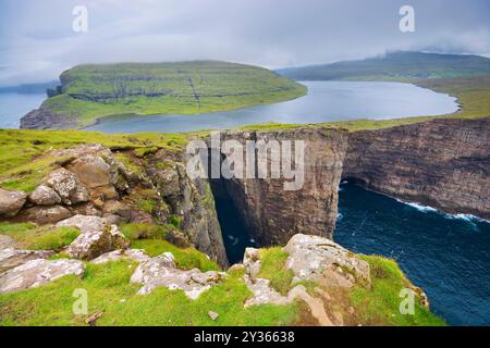 View of "floating lake" Leitisvatn and the Slave Cliff from vantage ...