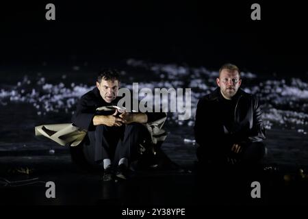 Andreas Döhler und Jonathan Kempf, v.l., während der Fotoprobe für das ...
