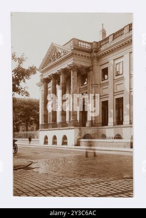 The Palais Rasumofsky in Vienna. Private Collection Stock Photo - Alamy