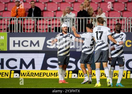 Dominic Baumann (Sandhausen #28), Christoph Gregor (Koeln #15), GER ...