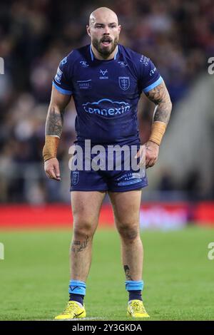 Sam Luckley #26 of Hull KR arrives at The MKM Stadium ahead of the ...